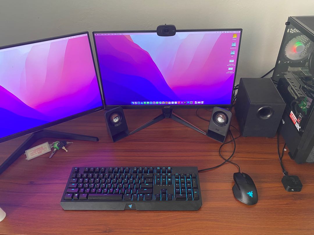 Gaming PC fullset complete. 2 Monitor dan full peripherals, Computers ...