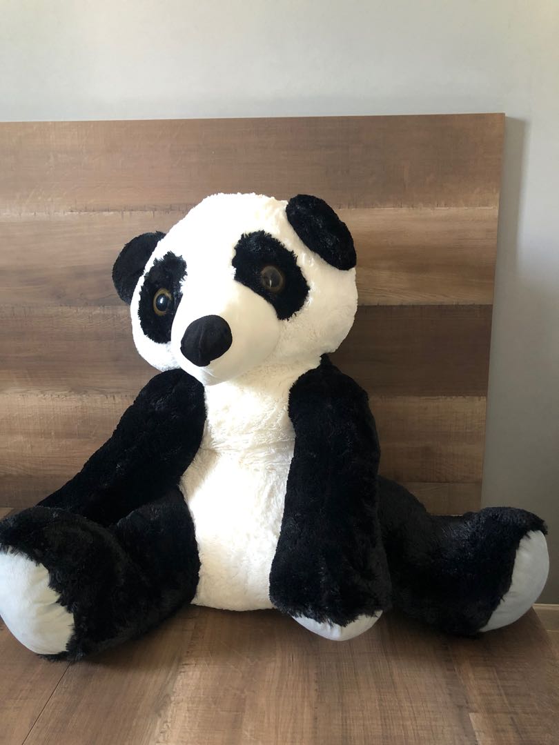 Giant panda, Hobbies & Toys, Toys & Games on Carousell