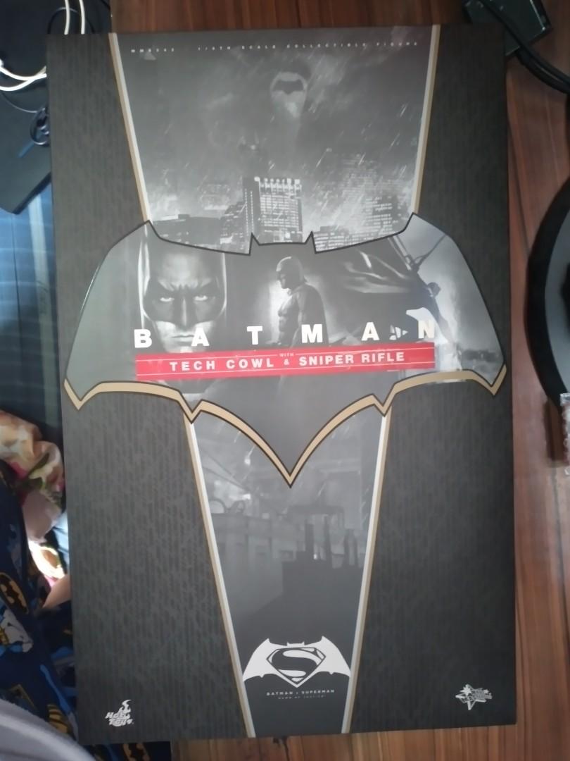 Hot Toys BvS Batman with Tech Cowl and Sniper Rifle - BIB, Hobbies ...