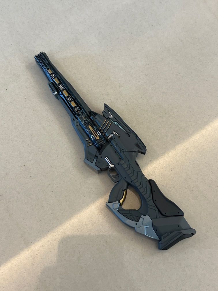 Hot toys Groot gun, Hobbies & Toys, Toys & Games on Carousell