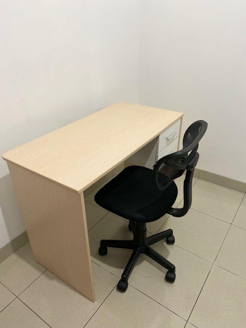 informa meja kerja / meja belajar putih minimalis, Perabotan Rumah di ...