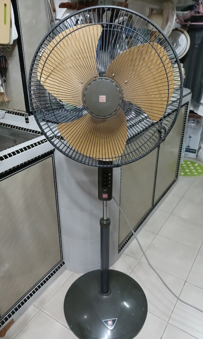 Kdk stand fan, Furniture & Home Living, Lighting & Fans, Fans on Carousell