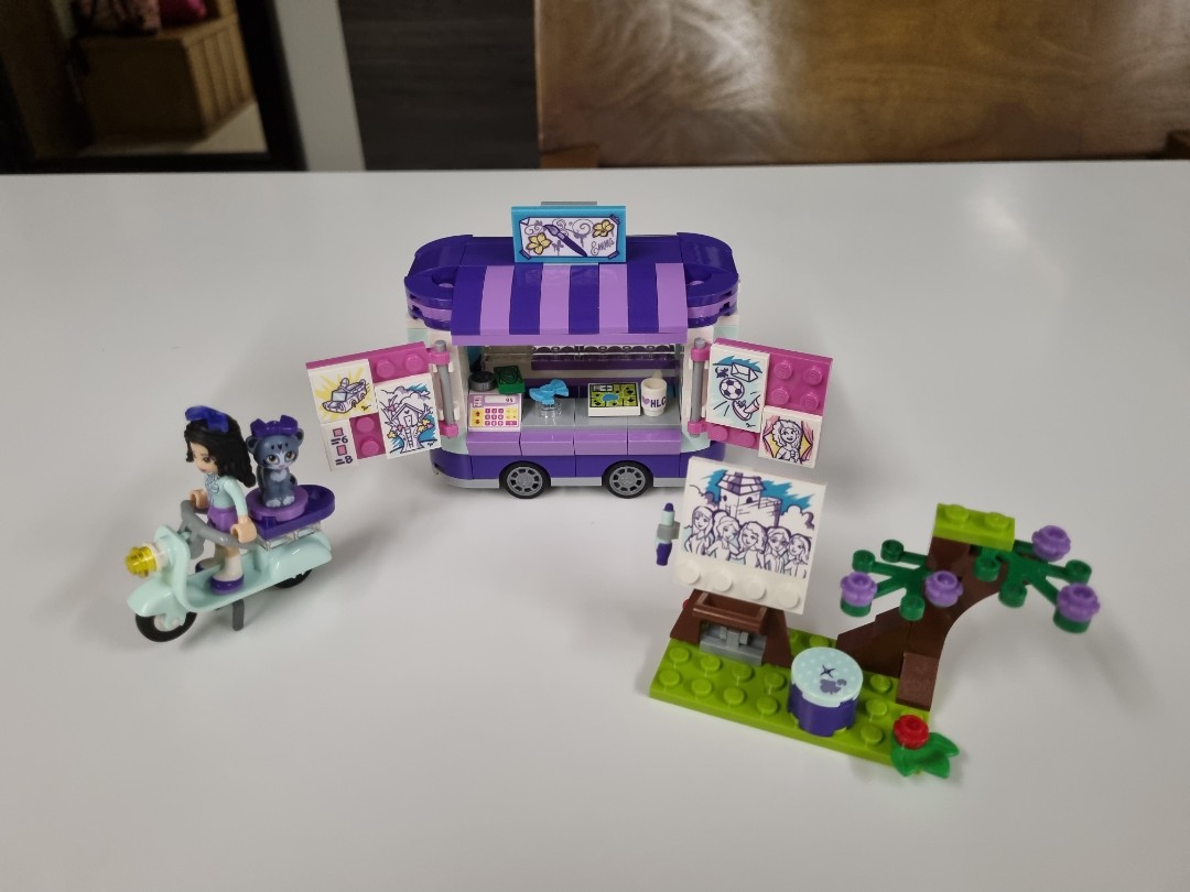 Lego Friends 41332 Emma's Art Stand, Hobbies & Toys, Toys & Games on ...