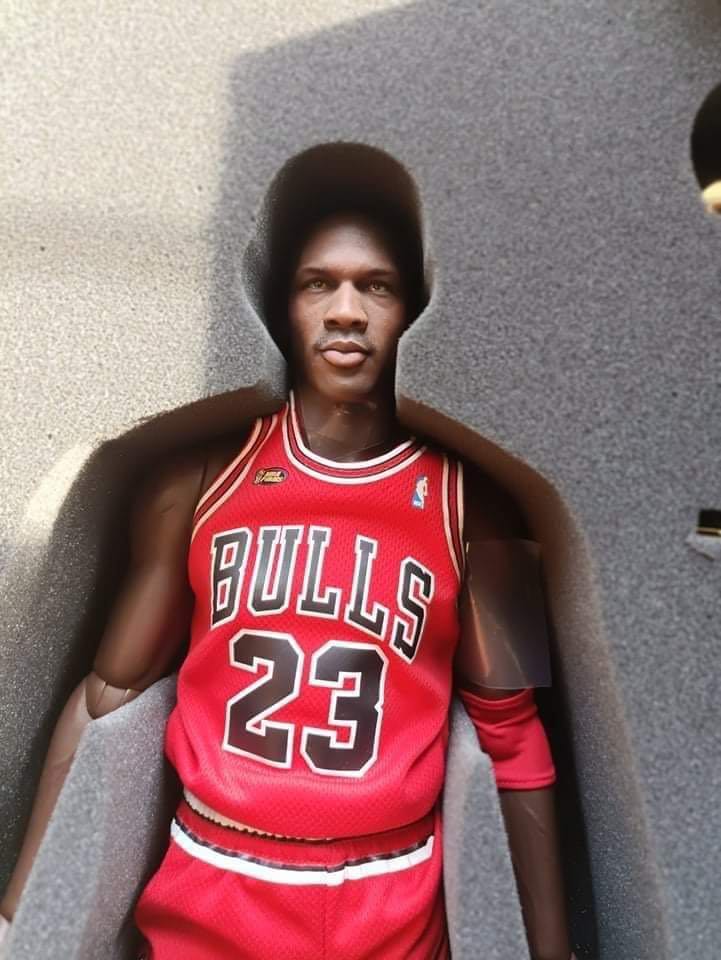 Michael Jordan collectible action figure, Hobbies & Toys, Memorabilia ...
