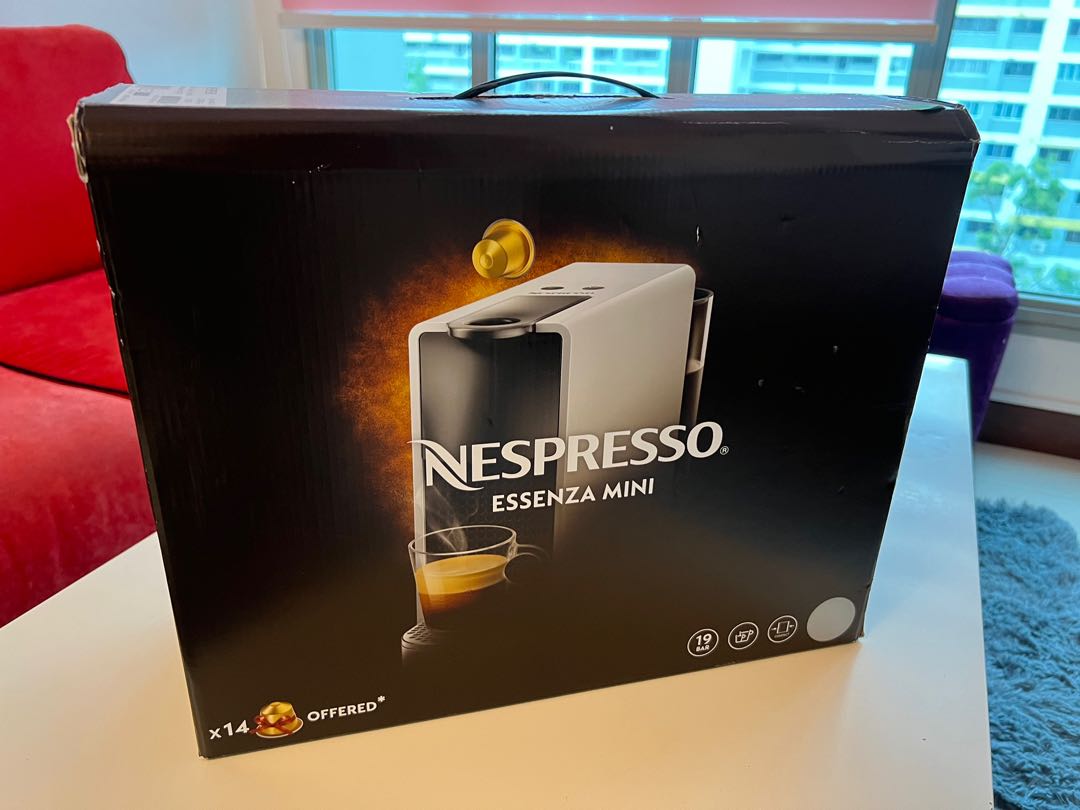 Nespresso Essenza Mini (Silver), TV & Home Appliances, Kitchen ...