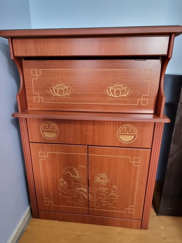 Prayer Display Table, Furniture & Home Living, Furniture, Shelves ...