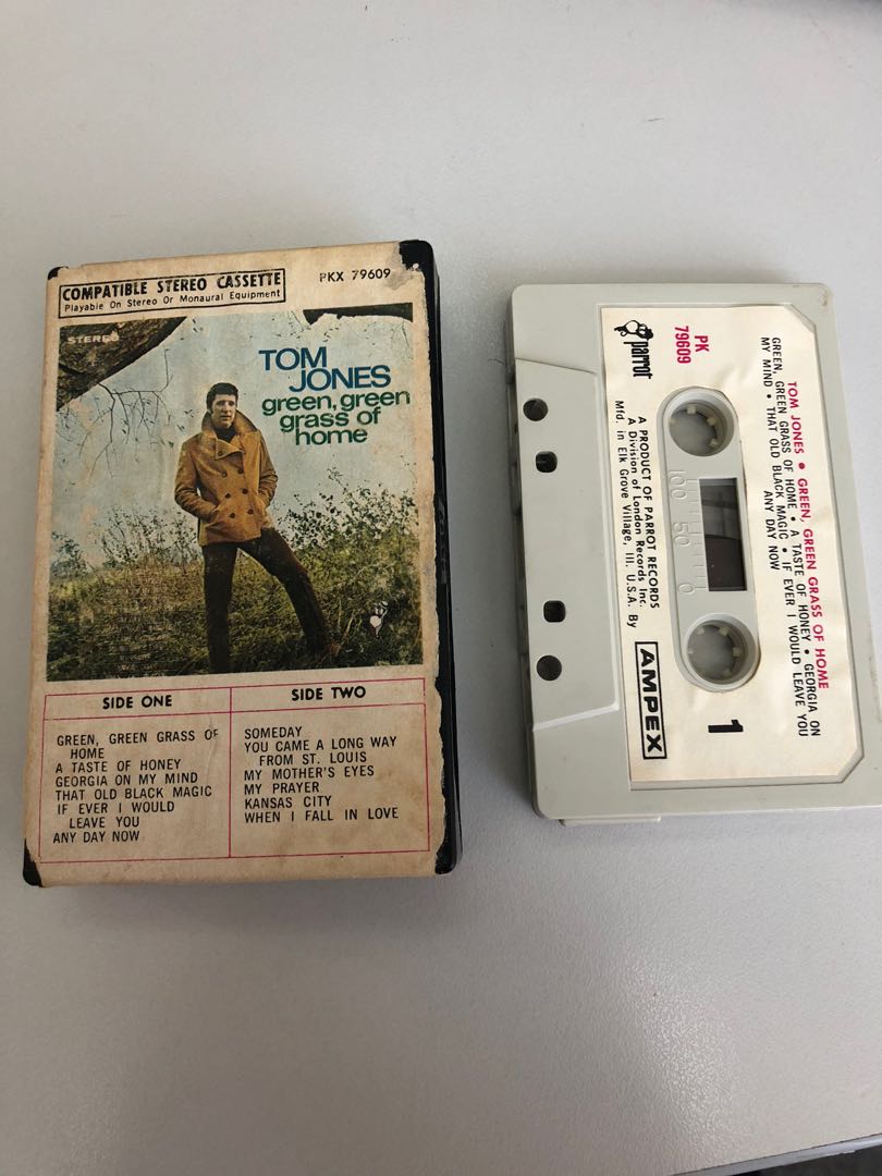 Rare early Tom Jones Green Green Grass of Hone 1967 early clam shell ...