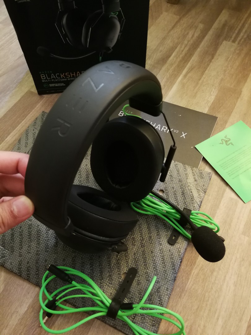 Razer Blackshark V2 X V2X gaming headset, Audio, Headphones & Headsets ...
