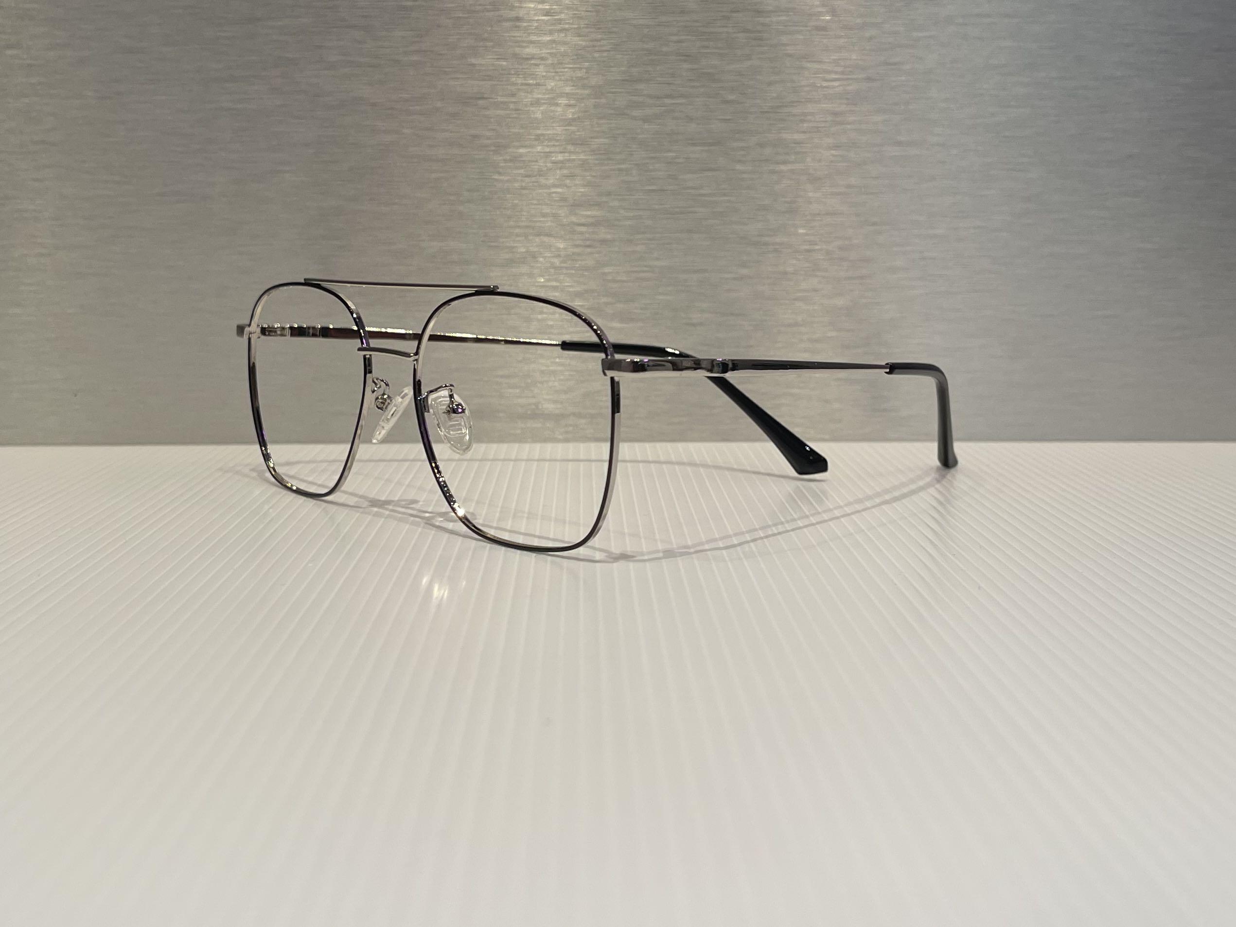 Silver x Black rectangular aviator eyewear, Women's Fashion, Watches ...