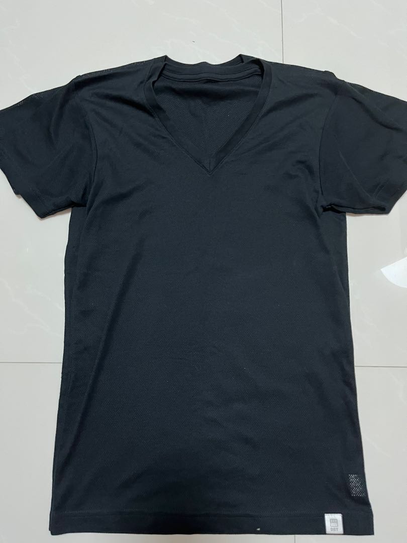 UNIQLO Airism Mesh top, Men's Fashion, Tops & Sets, Tshirts & Polo ...