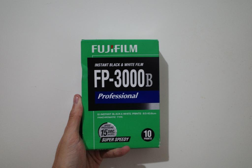 *現貨* // 絕版 Fujifilm FP-3000B 寶麗萊撕拉片菲林, 攝影器材, 攝影配件, 其他攝影配件 - Carousell