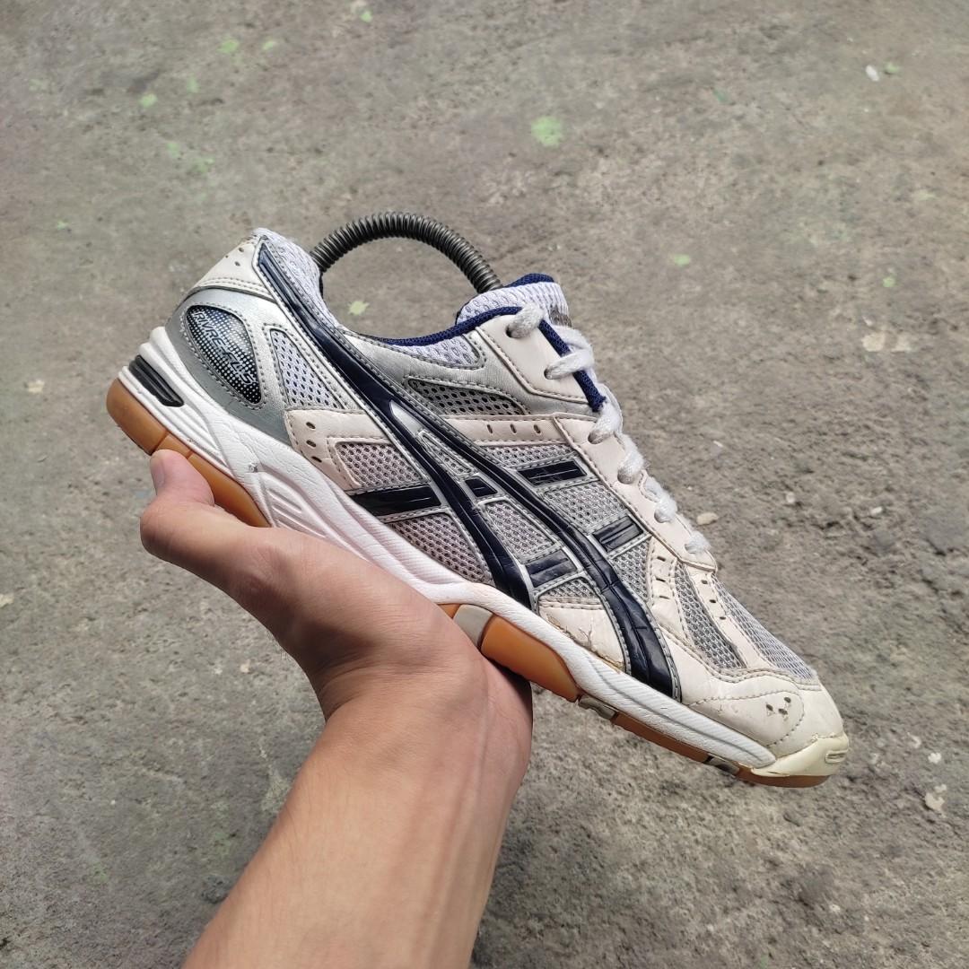 Asics Rote Rivre FL 5, Men's Fashion, Footwear, Sneakers on Carousell