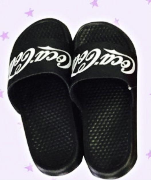 authentic coca cola slippers, Women's Fashion, Footwear, Flipflops and ...