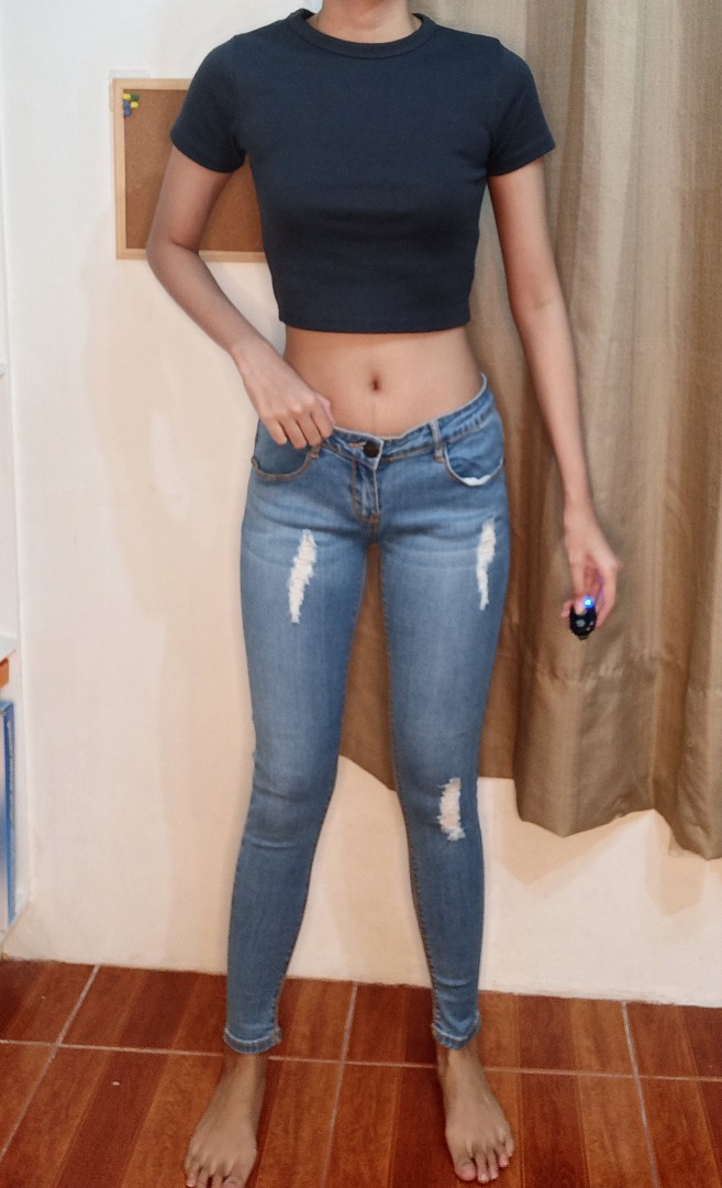 Crissa pants (28), Women's Fashion, Bottoms, Jeans on Carousell