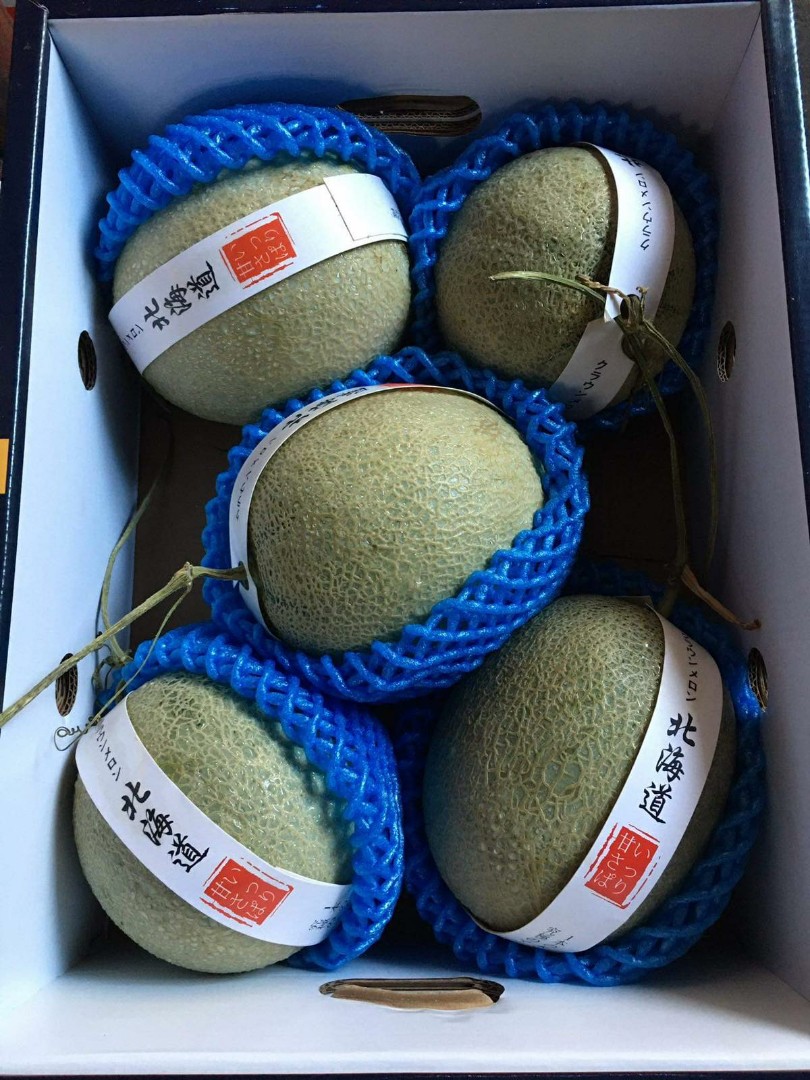 Fruits sold per box, Food & Drinks, Fresh Produce on Carousell