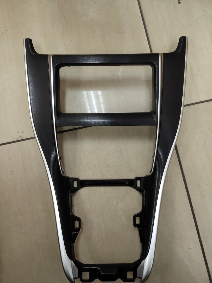 Harrier panel, Car Accessories, Accessories on Carousell