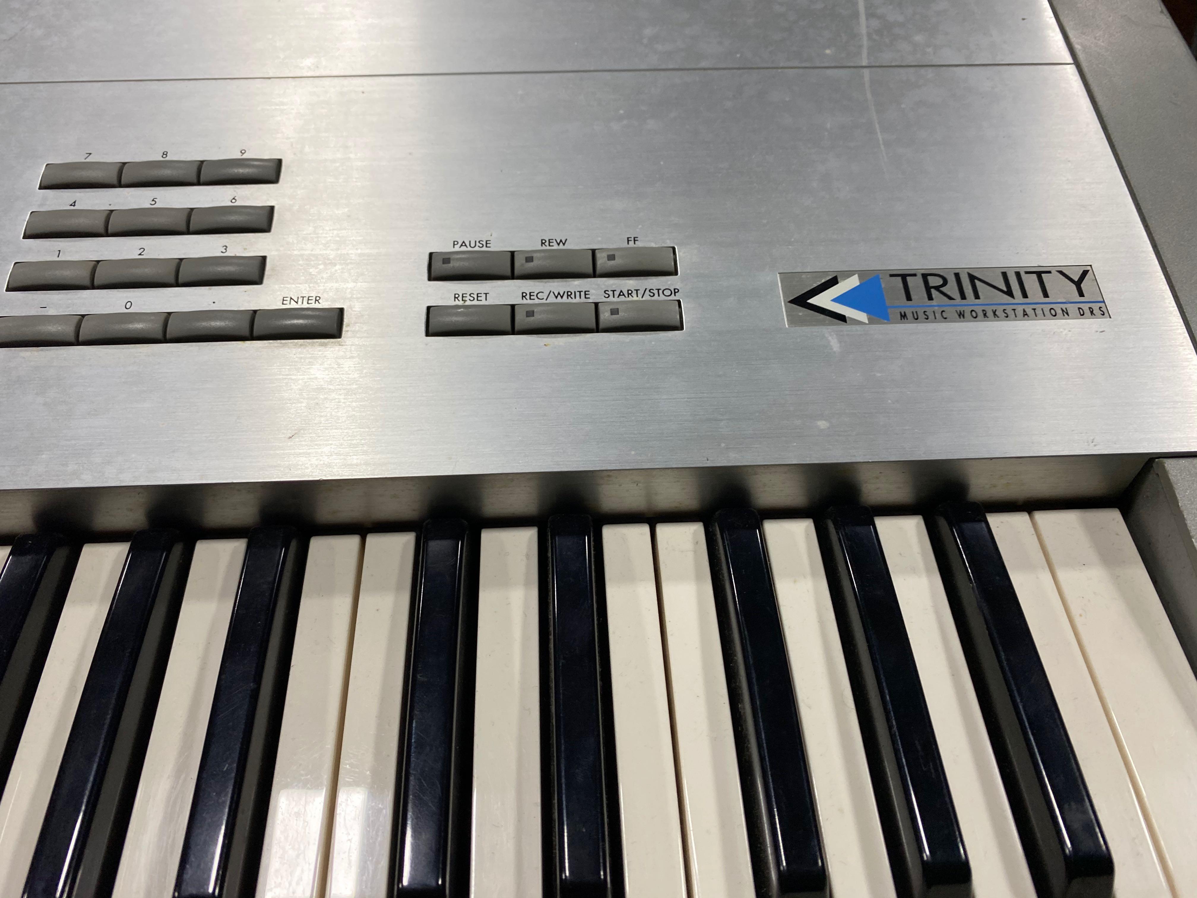 Korg Trinity (used), Hobbies & Toys, Music & Media, Musical Instruments ...