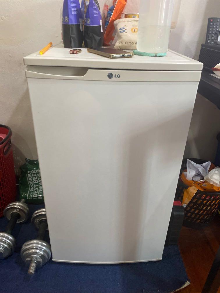 LG 90L Mini Fridge, TV & Home Appliances, Kitchen Appliances ...