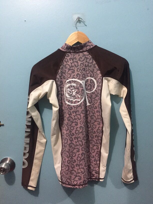 OP Pink Rash Guard, Women's Fashion, Swimwear, Rash guard on Carousell