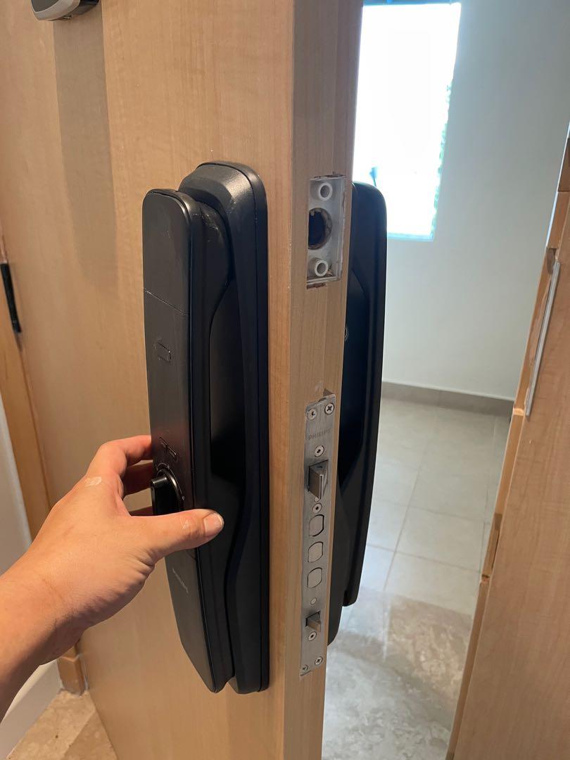 Philips digital lock installation , Furniture & Home Living, Security ...