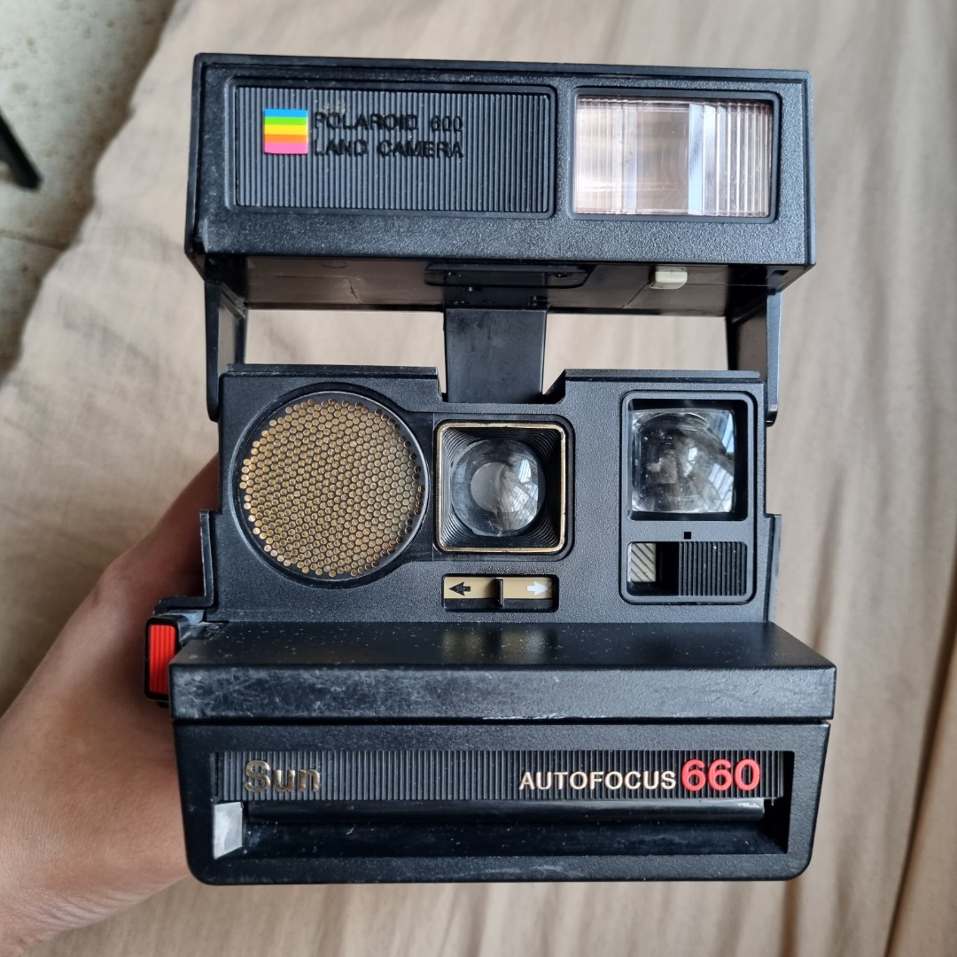 Polaroid Sun 660 Camera, Photography, Cameras on Carousell