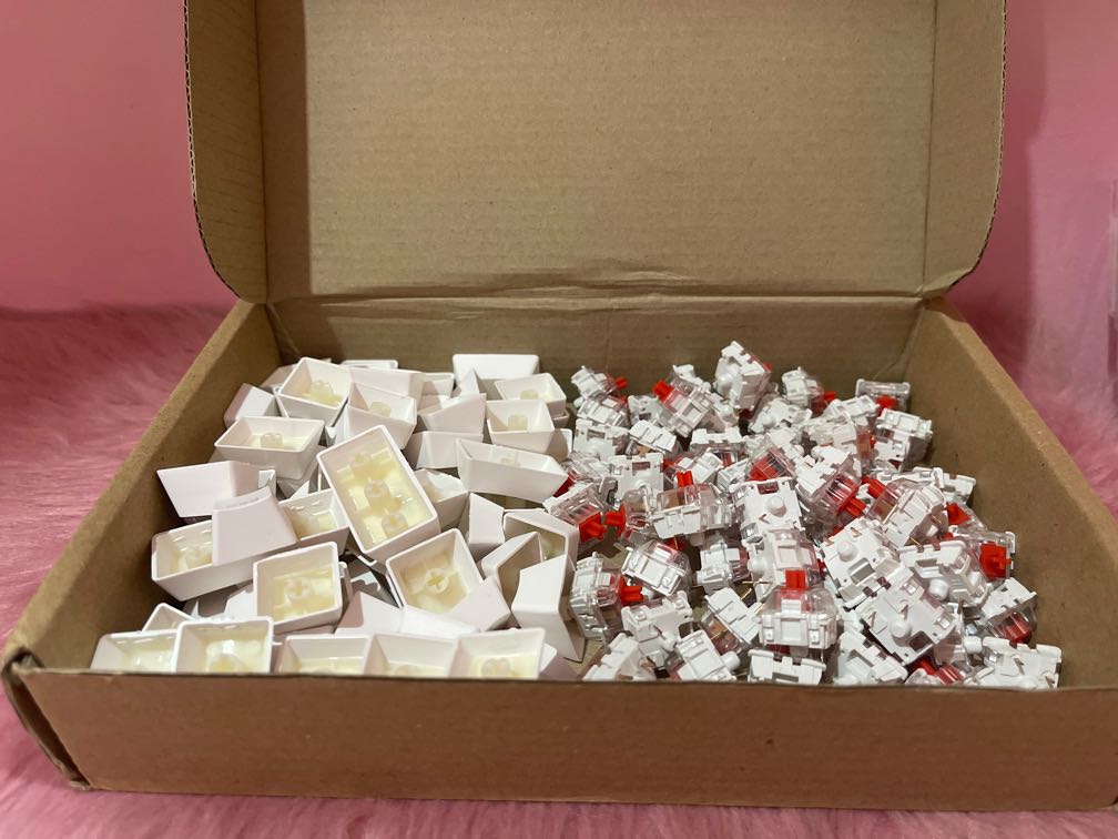 Royal Kludge RK Stock Keycaps and Red Switches, Computers & Tech, Parts ...