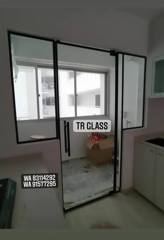 Service Yard Sliding/Bifold/Pivot Door Tempered Glass , Furniture ...