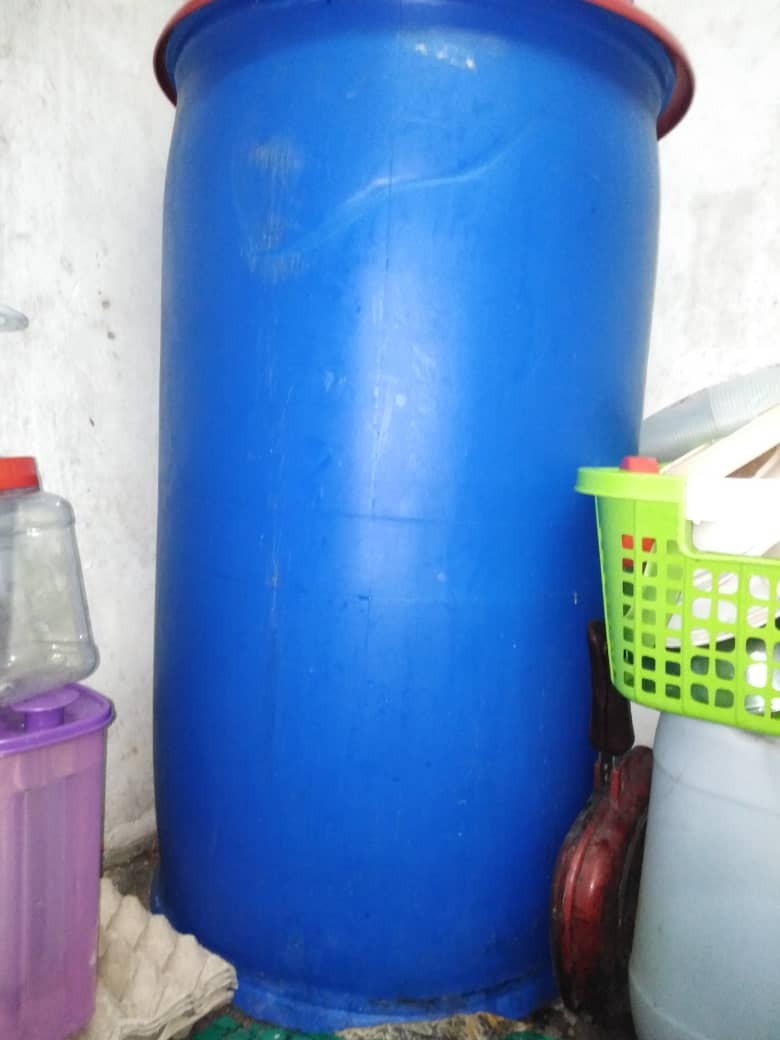 Tong air 200liter, TV & Home Appliances, Kitchen Appliances ...