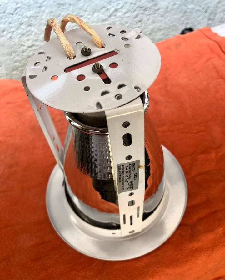 Akari E27 base vertical pin light fixtures, Furniture & Home Living ...