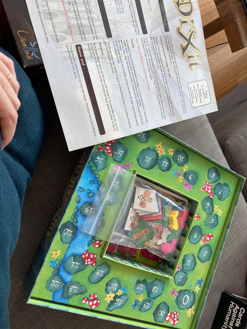 Dixit Board game, Hobbies & Toys, Toys & Games on Carousell