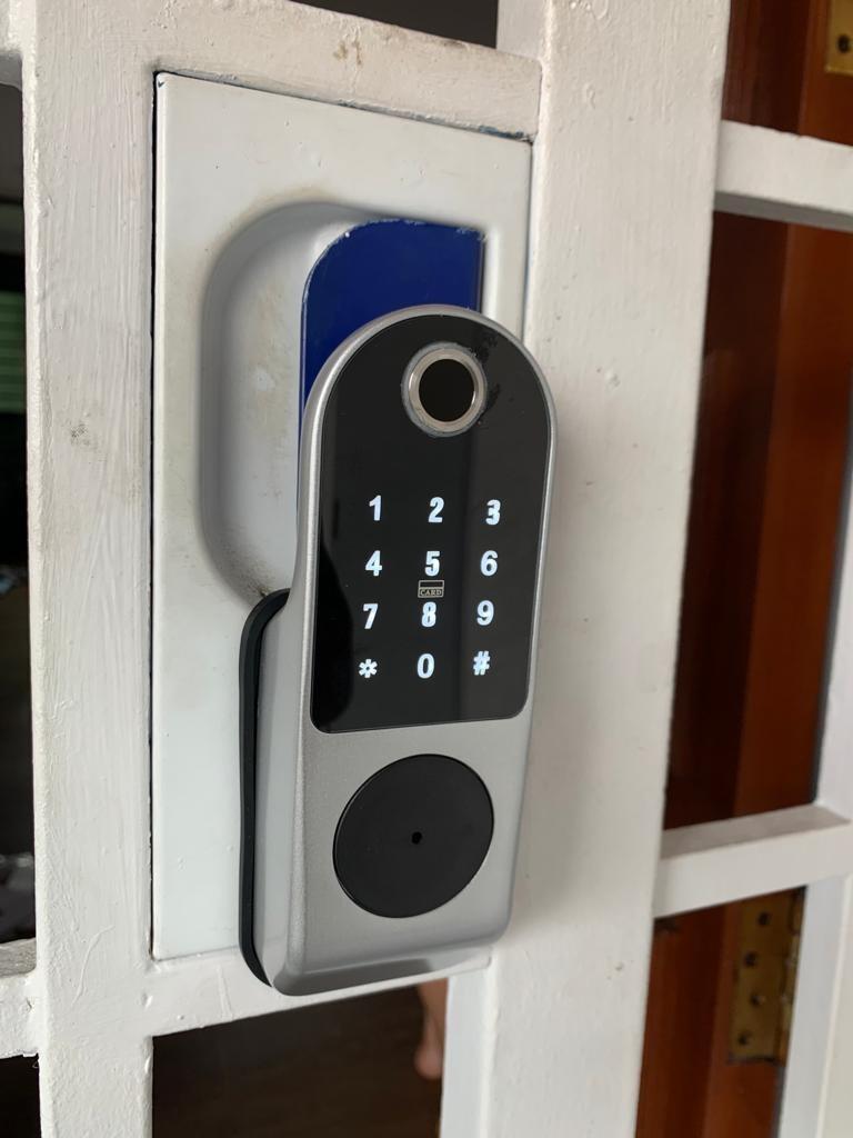 Infinite GRL-3 Gate Lock with Bluetooth, Fingerprints, RFID Card Unlock ...