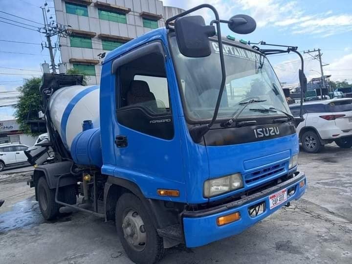ISUZU FORWARD MIXER TRUCK, Special Vehicles, Heavy Vehicles on Carousell