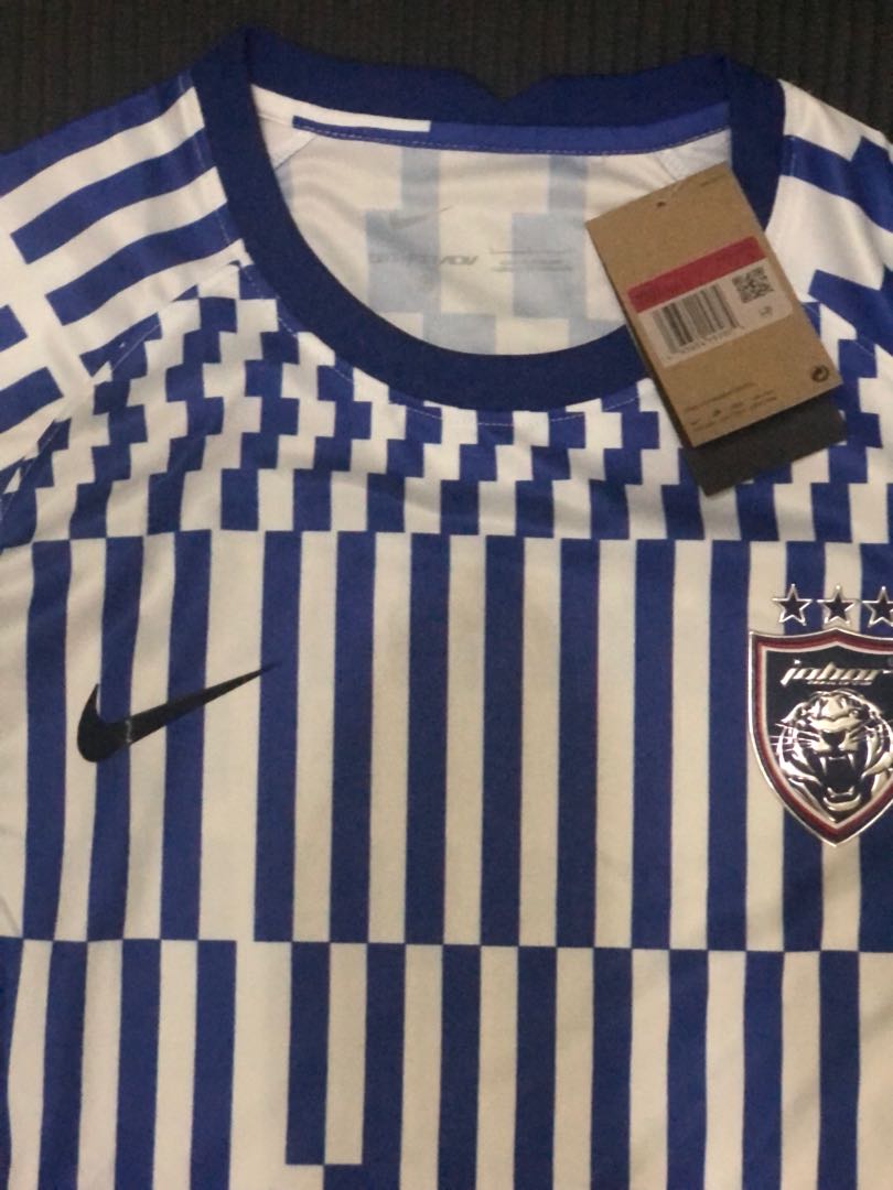 JDT Training Kit Jersey 2022, Sports Equipment, Other Sports Equipment ...