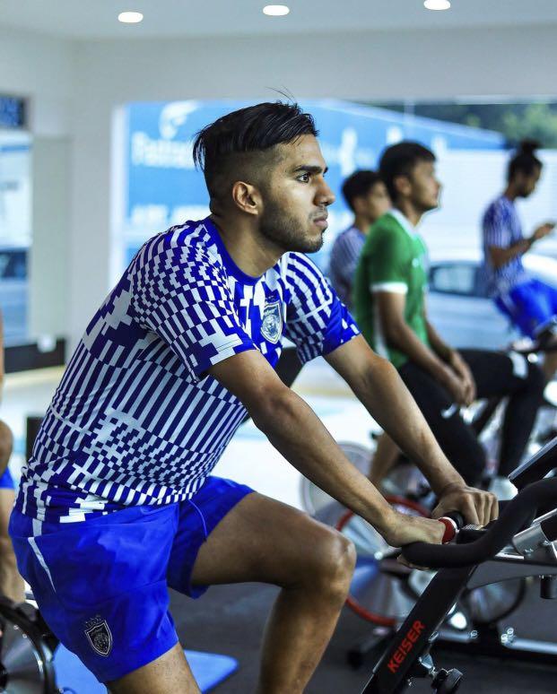 JDT Training Kit Jersey 2022, Sports Equipment, Other Sports Equipment ...