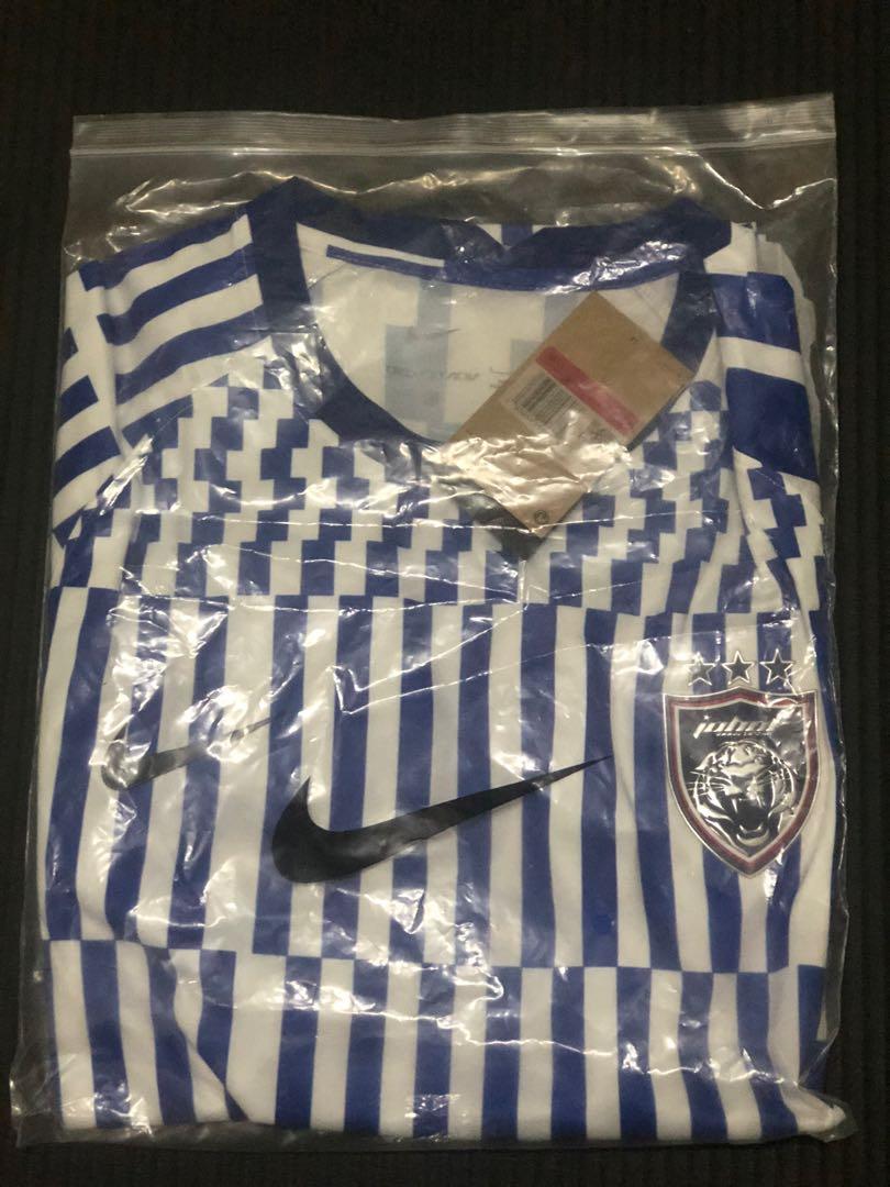 JDT Training Kit Jersey 2022, Sports Equipment, Other Sports Equipment ...