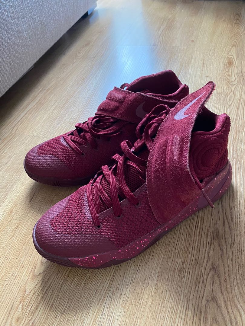 Kyrie flytrap 2 red velvet, Men's Fashion, Footwear, Sneakers on Carousell
