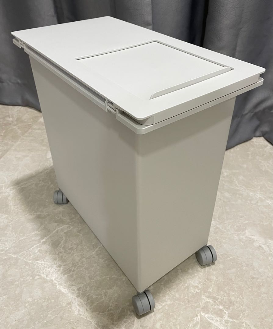 MUJI Dust Box with Lid & Wheels, Furniture & Home Living, Cleaning ...