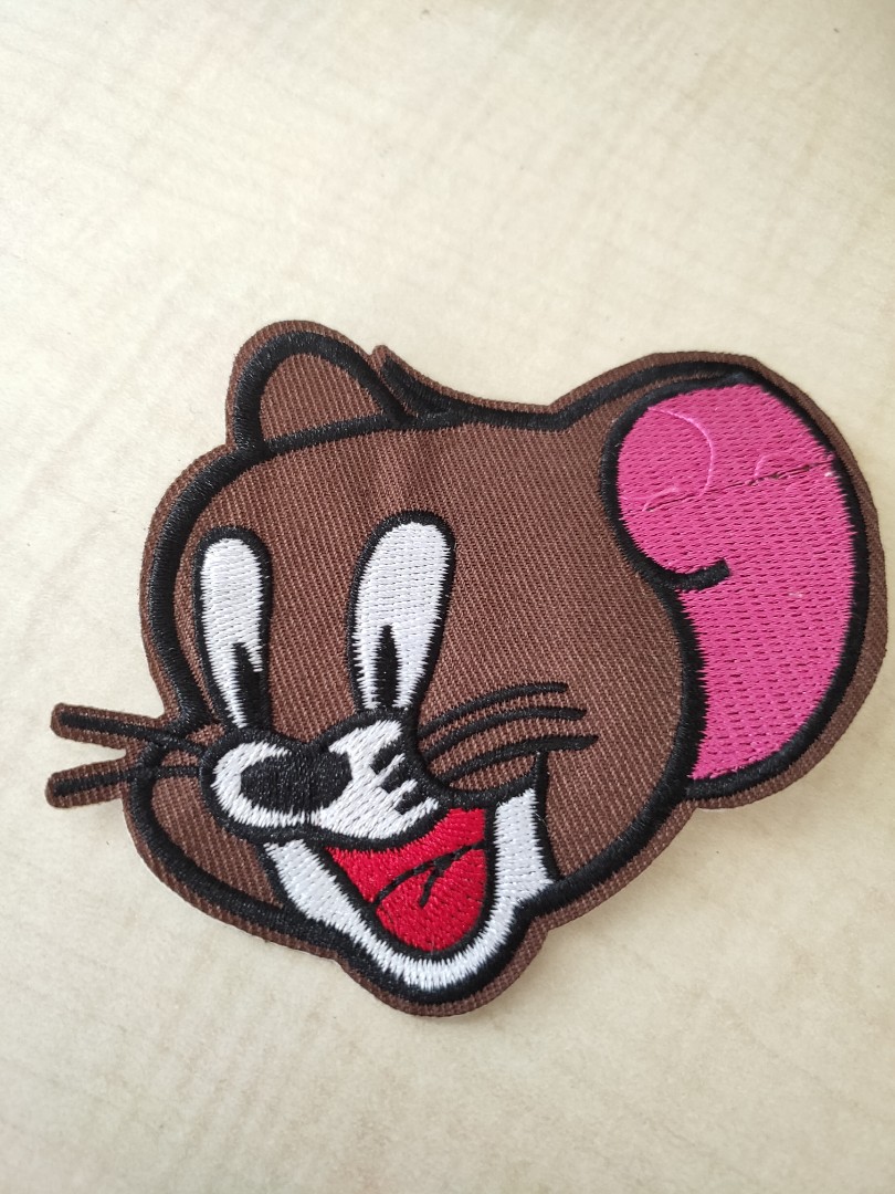 Tom and Jerry Iron on patch, Hobbies & Toys, Stationery & Craft, Art ...