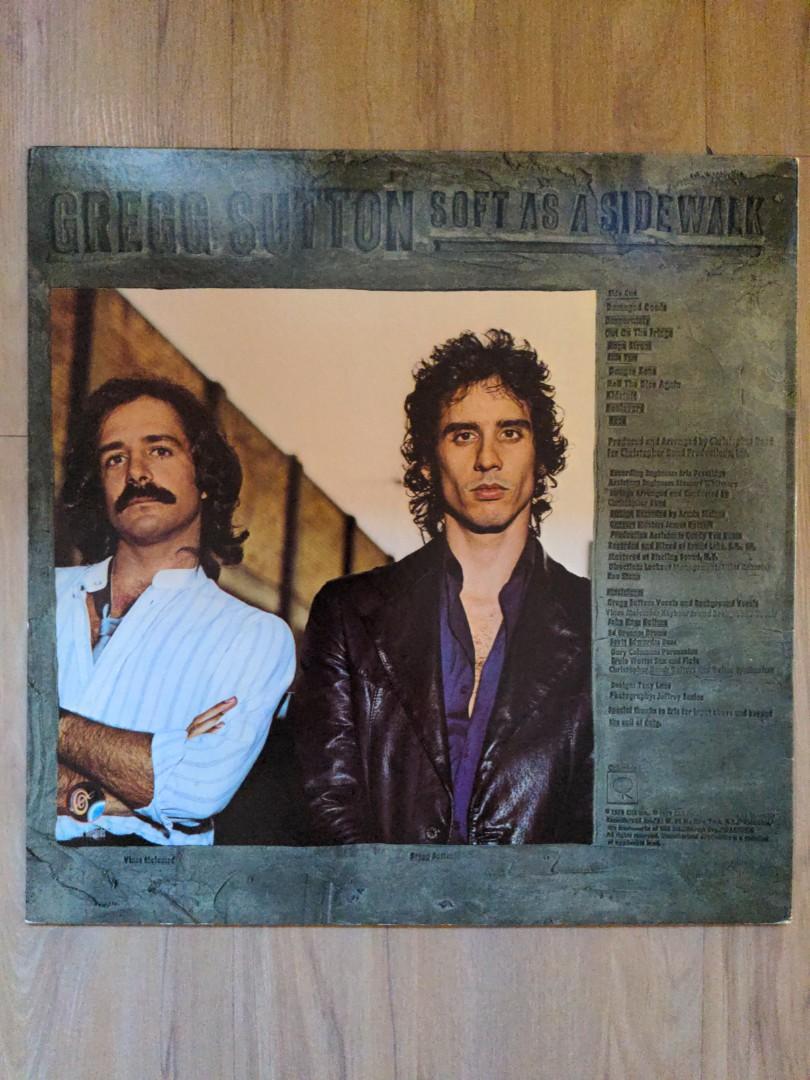 [舊版日版] Gregg Sutton 12寸LP黑膠唱片 專輯大碟 Soft as a Side Walk (JC 36036), 興趣及 ...