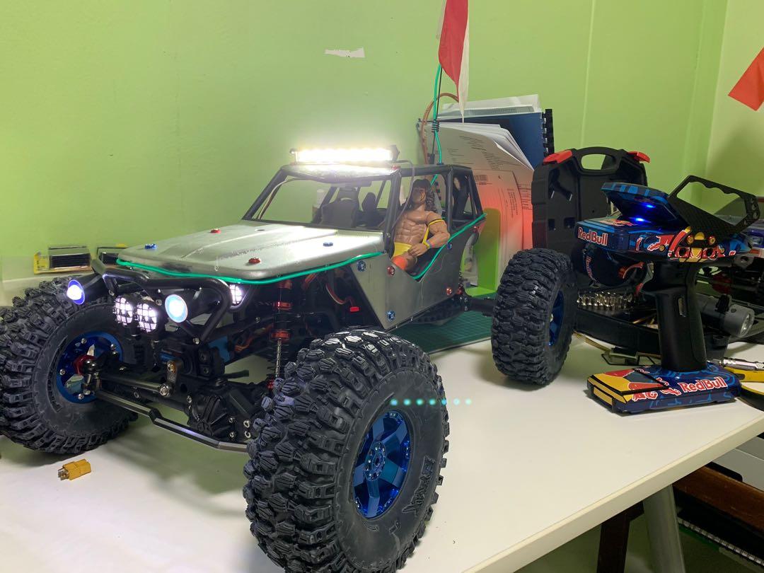 Rc Axial wraith crawler with hop up., Hobbies & Toys, Toys & Games on ...