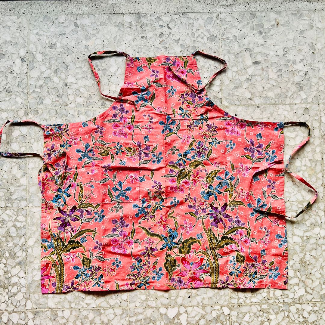 Batik Cotton Apron Handmade in Singapore, Furniture & Home Living ...