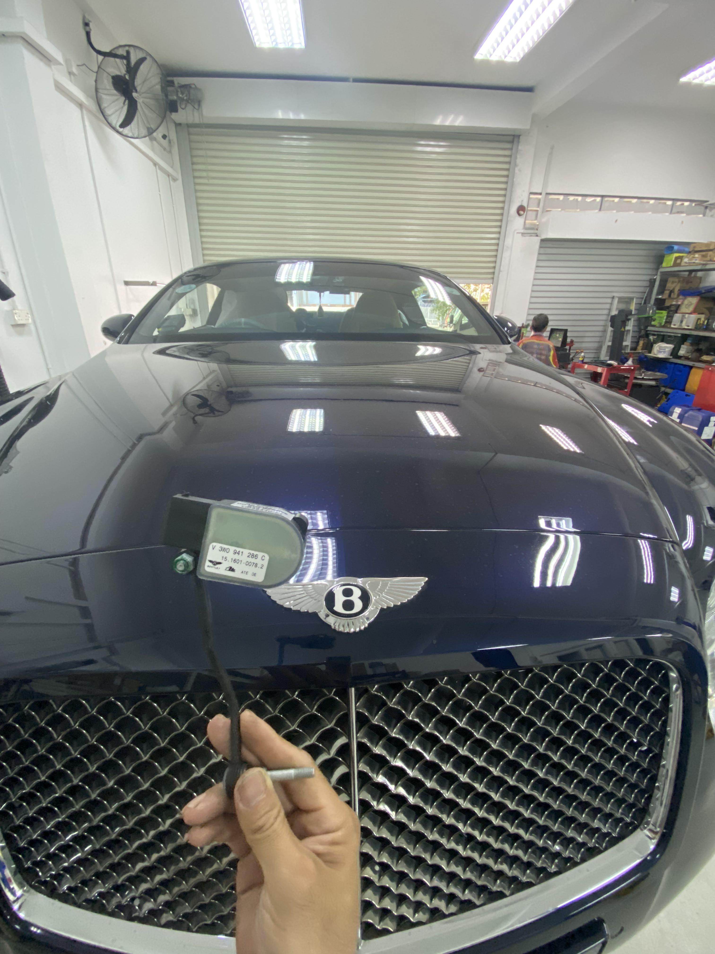 Bentley AirMatic leveling sensor Bentley Air suspension Bentley Air ...