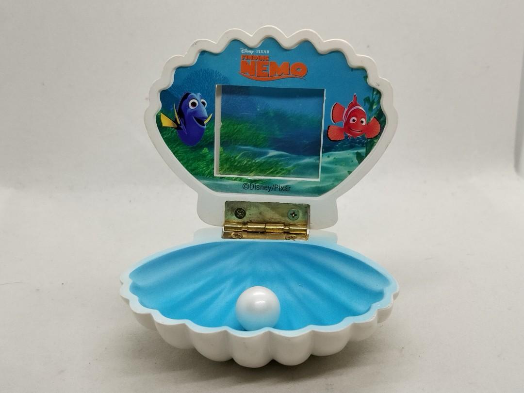 Disney Pixar - Finding Nemo - Shell Picture Frame, Hobbies & Toys ...