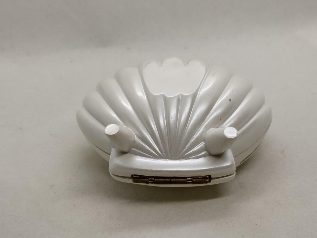 Disney Pixar - Finding Nemo - Shell Picture Frame, Hobbies & Toys ...