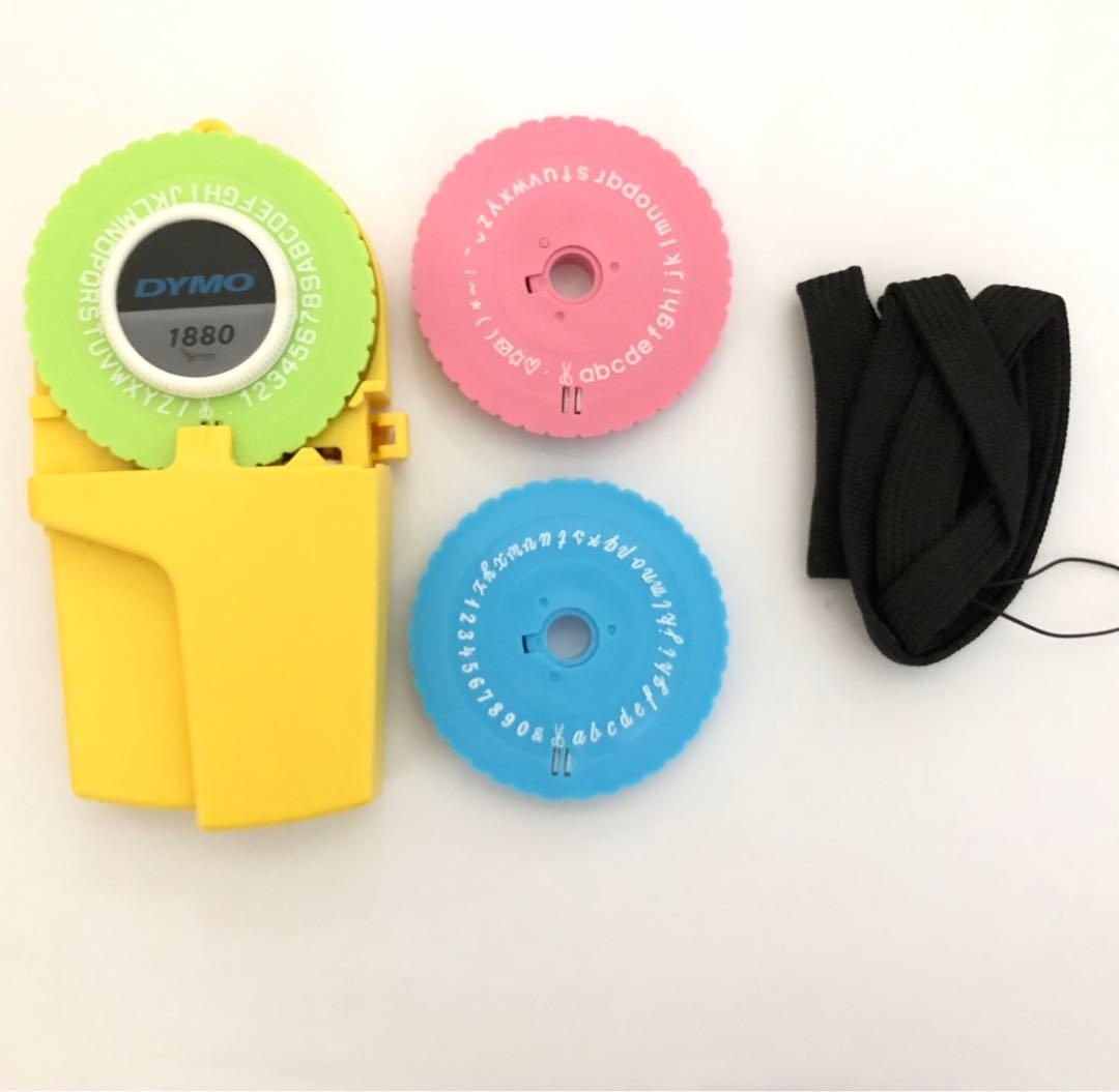 Dymo 1880 (9mm) 手動標籤機 可配合Dymo相應膠帶使用, 興趣及遊戲, 手作＆自家設計, 其他 - Carousell