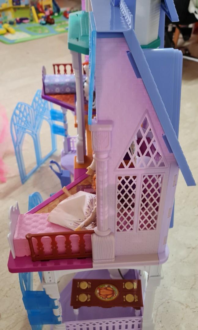 Elsa frozen theme original home - Ultimate Arendelle Castle Disney ...