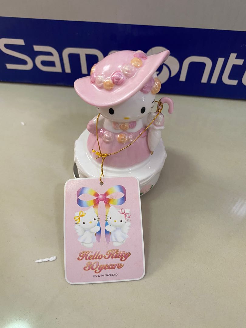 Hello Kitty 30th Anniversary figurine, Hobbies & Toys, Memorabilia ...