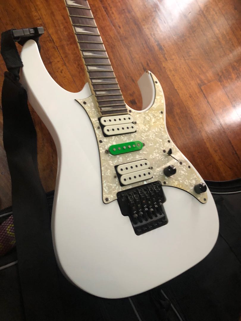 Ibanez rg350dx with di marzio pick ups, Hobbies & Toys, Music & Media ...