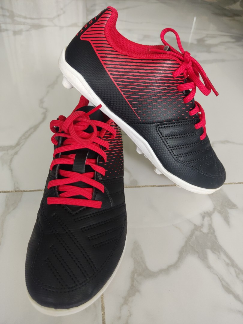 Kipsta Kid Soccer Boot, Men's Fashion, Footwear, Boots on Carousell