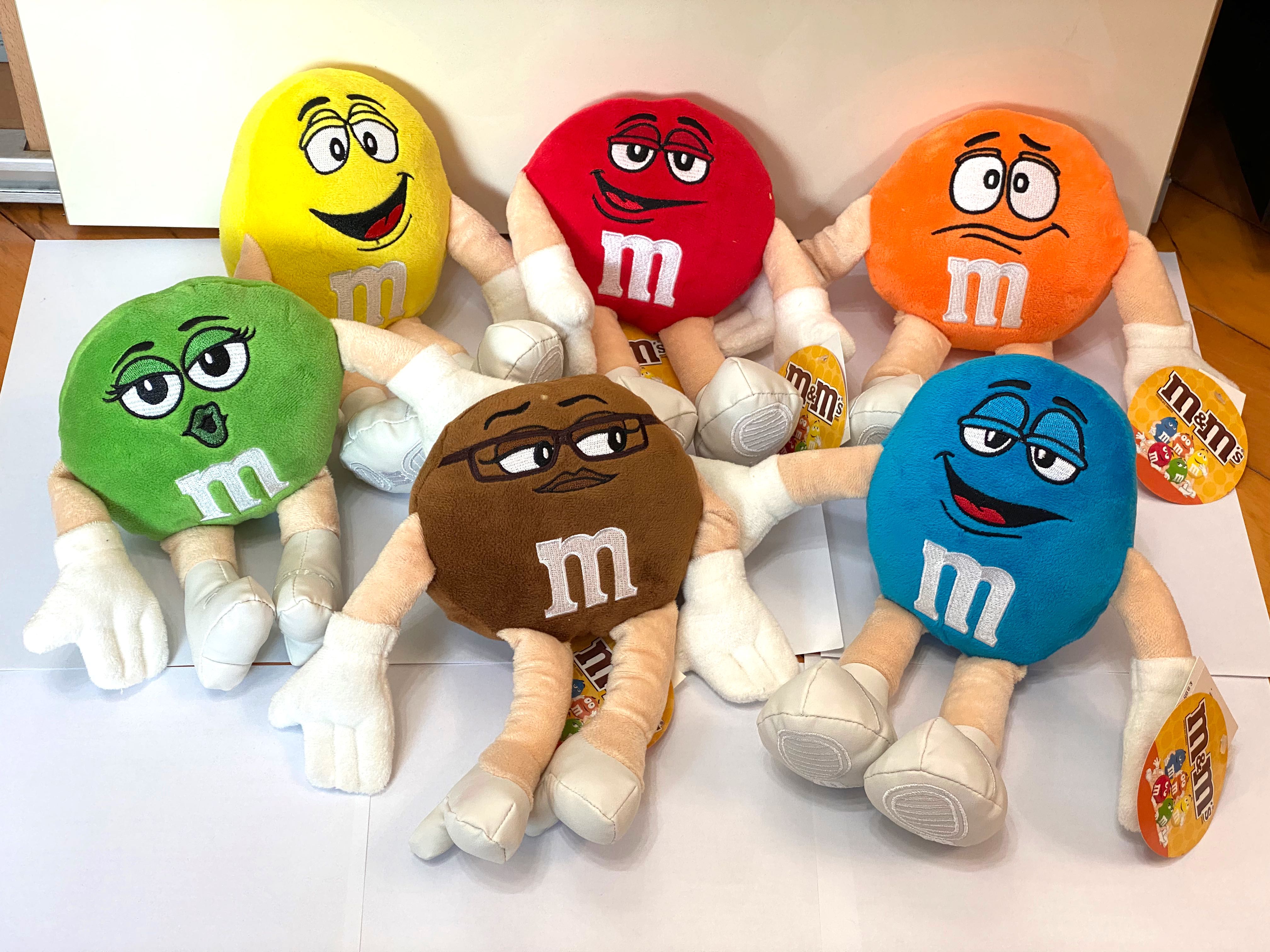 M&M'S Characters 公仔全套六隻(全新,絕版), 興趣及遊戲, 玩具 & 遊戲類 - Carousell
